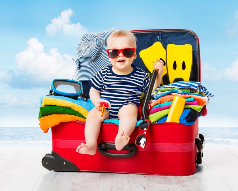 Best Baby Traveling Gear this Holiday Season