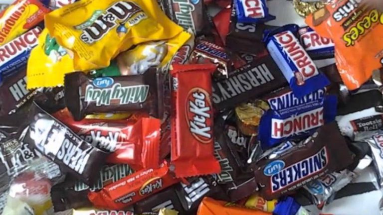 What to do with extra Halloween Candy! – The Blog
